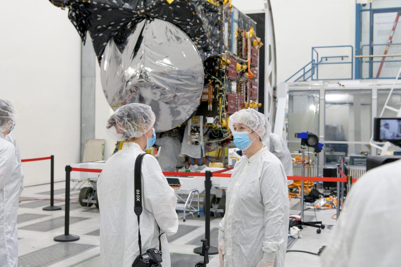 ESA and JAXA Finalize Apophis Mission Amid Orbital Close Calls ...